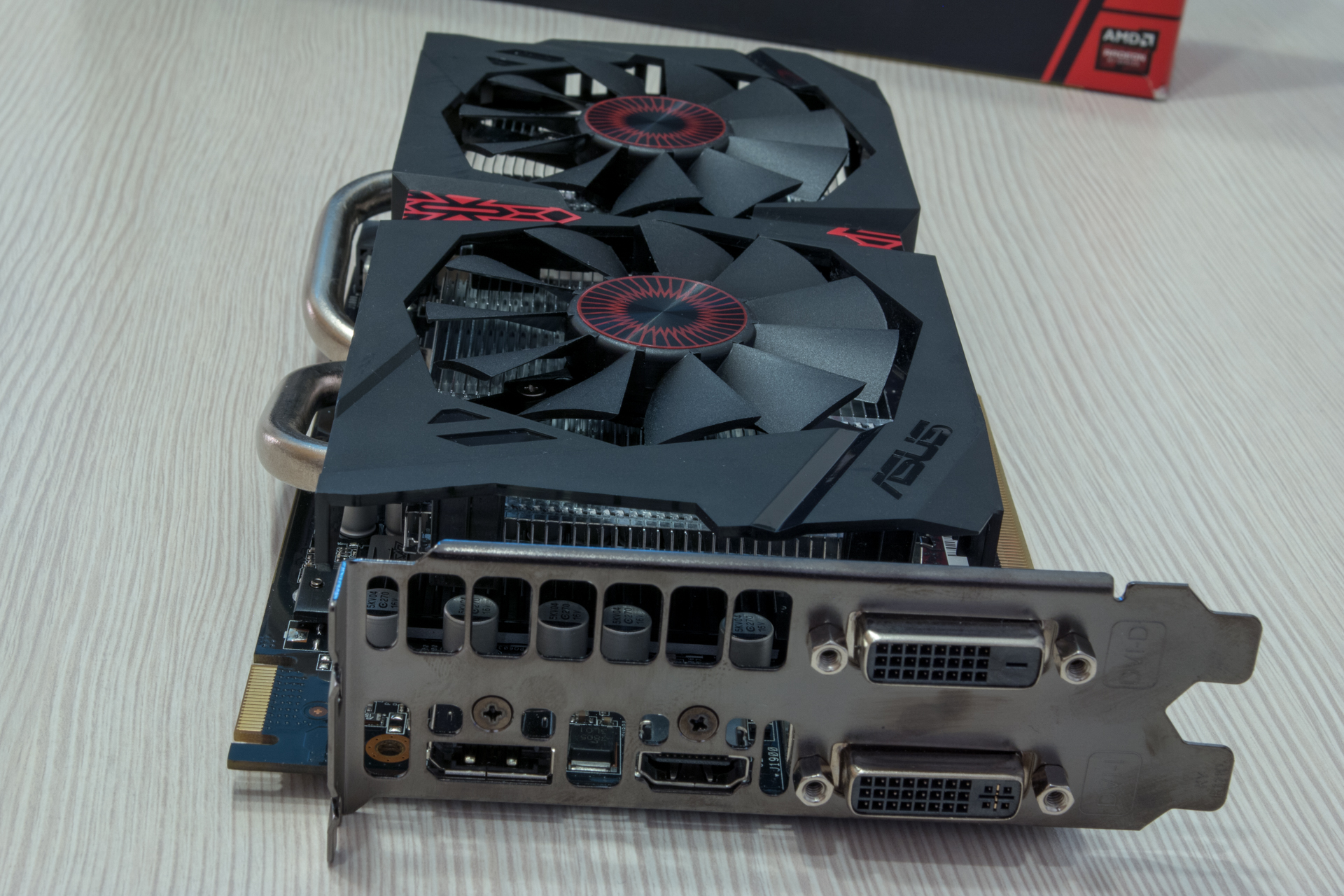 The new generation of ASUS Strix Radeons – PLAY! PLAY!